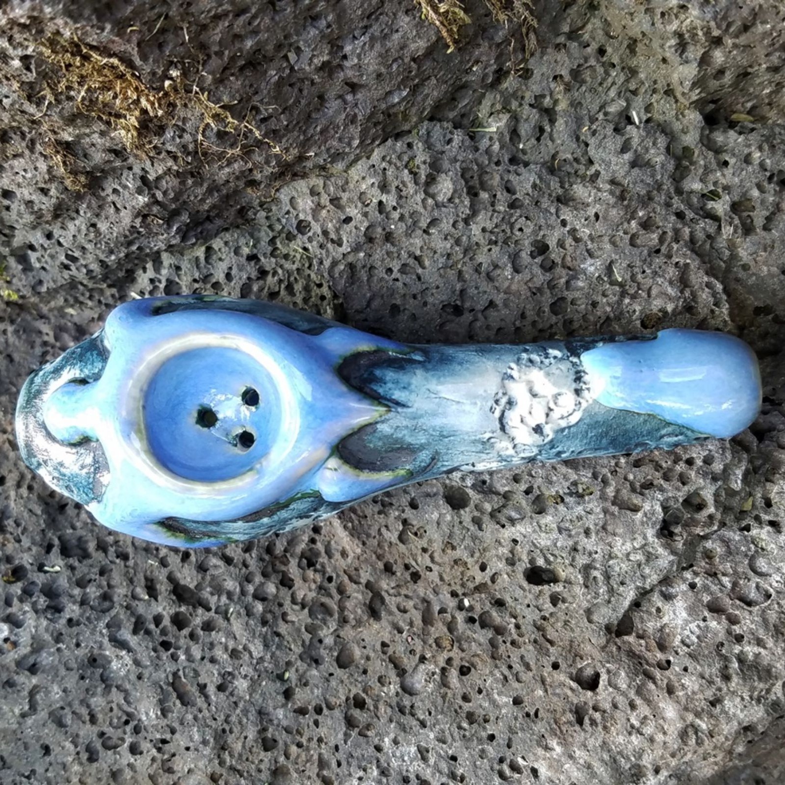 Hawaii PipeFarm: Ceramic Turtle Pipe (4 in, 10 cm) - v1 | Leafly