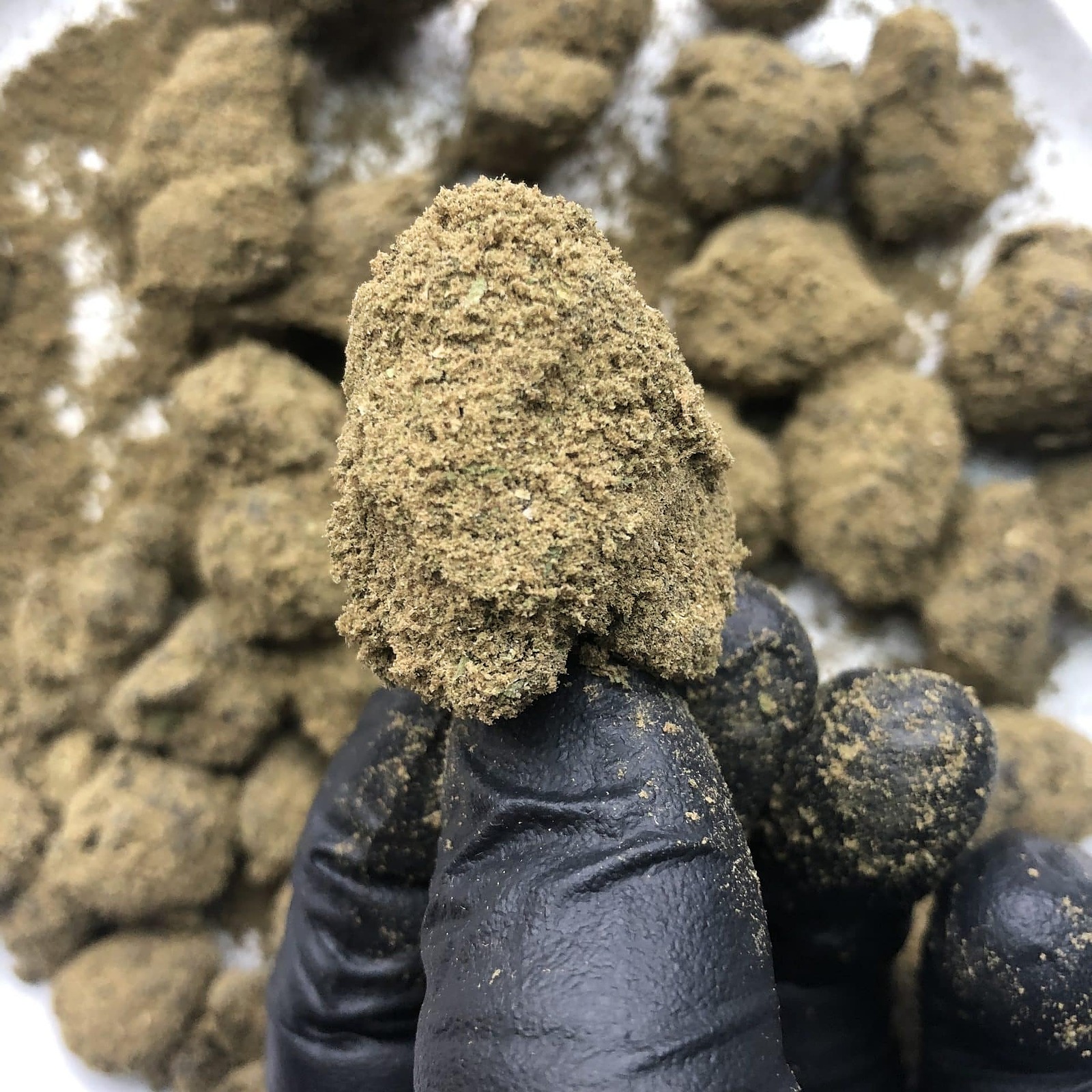 Oregon Hemp Flower: Hempress Hemp CBD Moon Rocks | Leafly