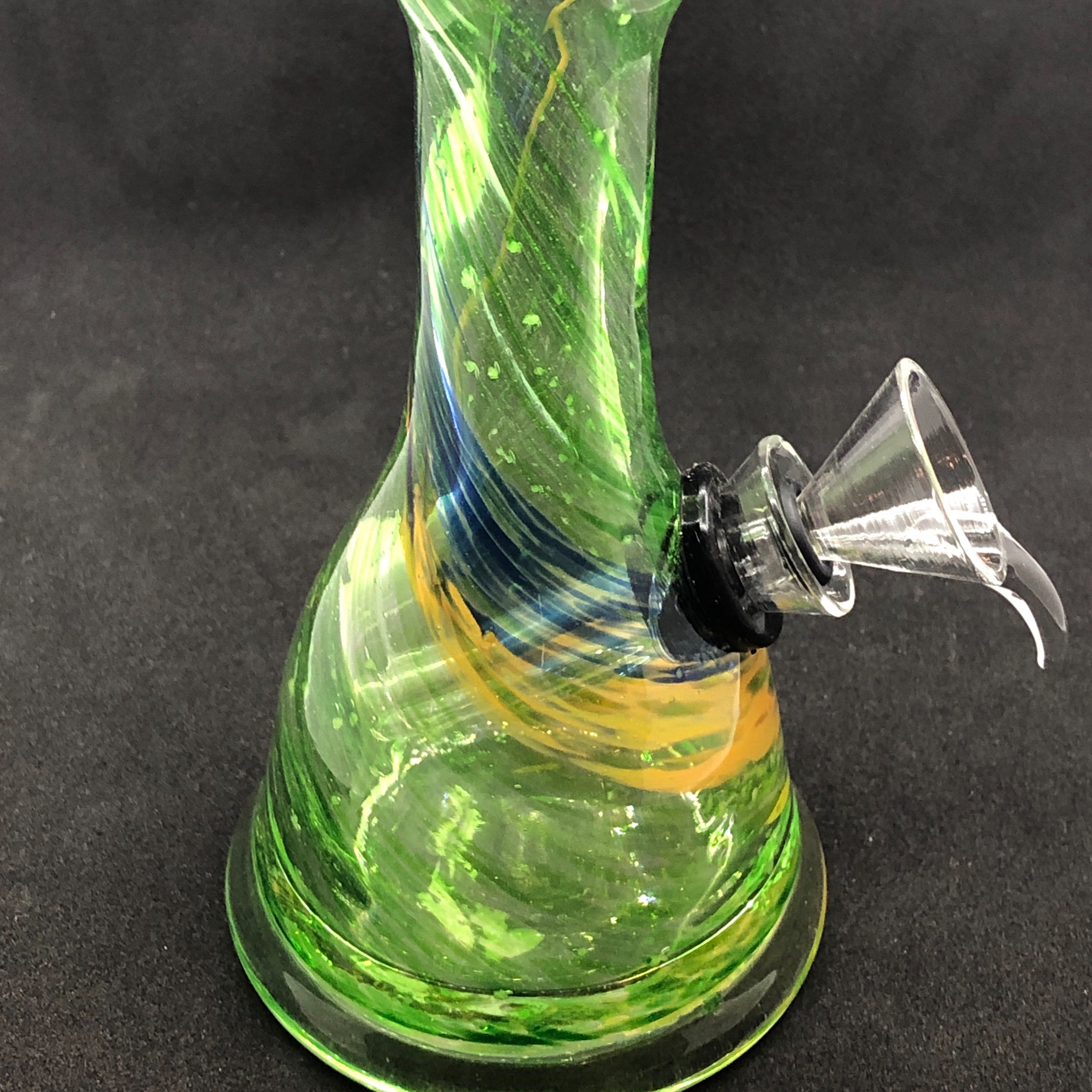 weedleSs: Glow in the Dark Bong | Leafly