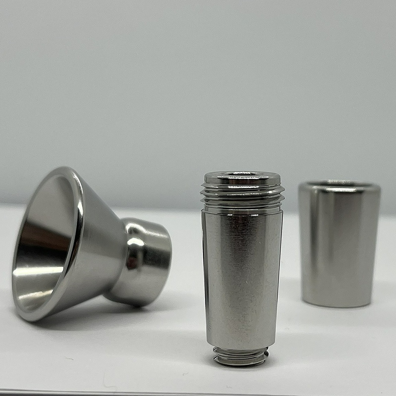 Kontra: Universal Herb Bowl & Hand Pipe - METTLE | Leafly