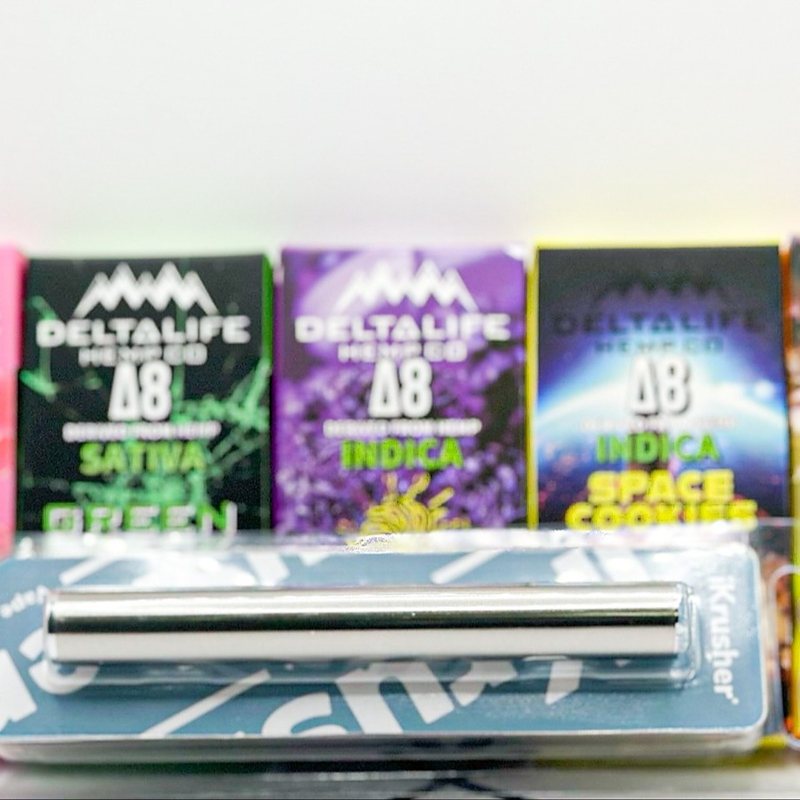 Delta Life Hemp: Delta 8 Vape Starter Bundle - Battery & Cartridges ...