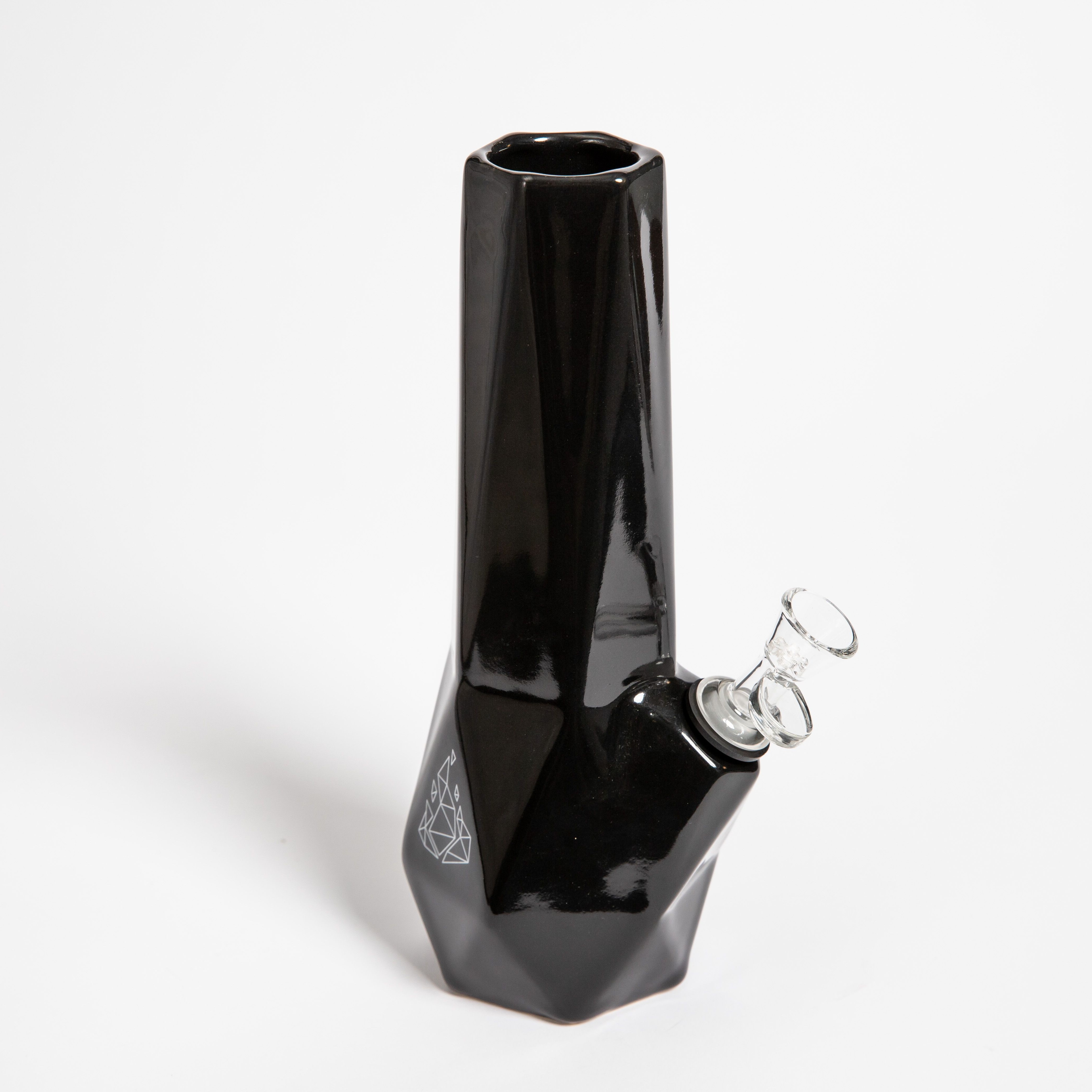 BRNT Designs: Hexagon Bong | Leafly