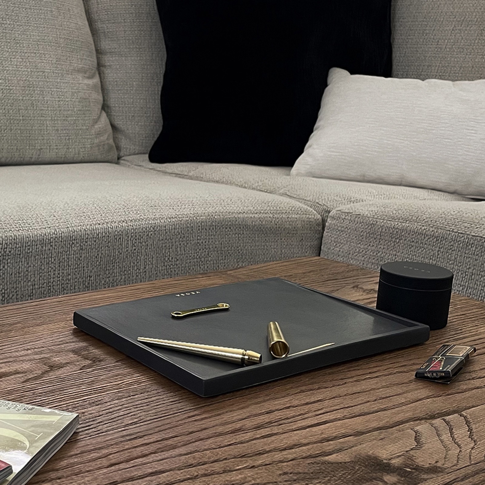 Veosa: Rolling Tray | Leafly